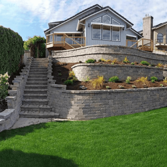 Retaining Walls in Milwaukee | Outdoors Unlimited Inc